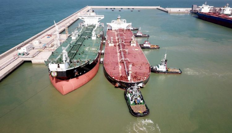 AÇU PETRÓLEO MAKES FIRST VLCC OIL TRANSFER FOR SHELL BRASIL