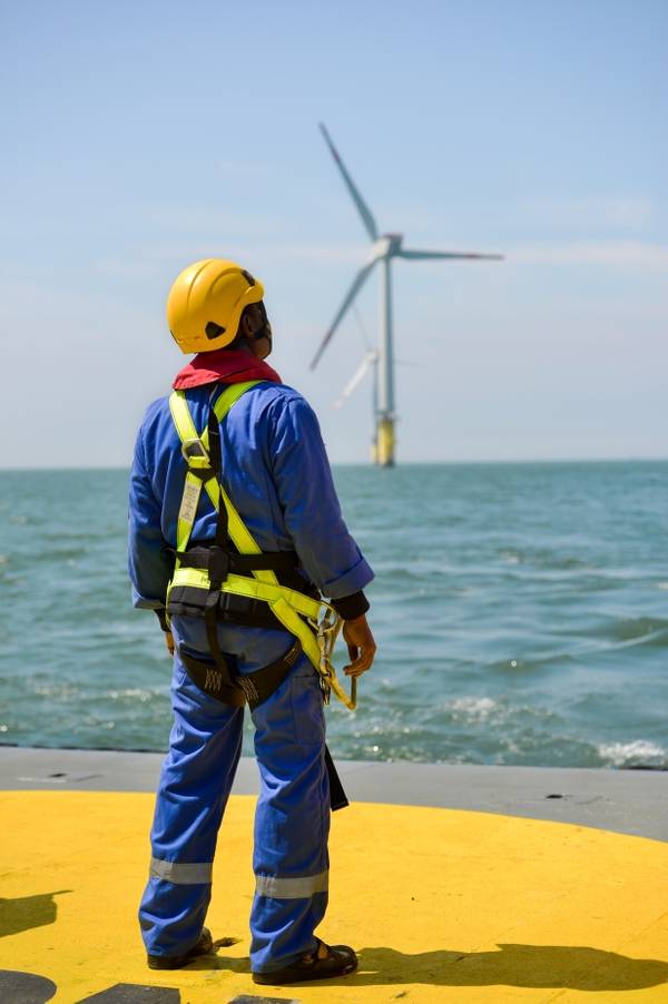 Hiring Spree Ahead: Offshore Wind Staff Count to Triple by Decade End