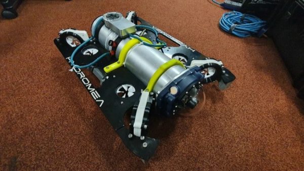 Commercialization deal signed for first-ever wireless underwater ROV