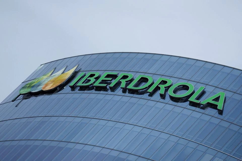 Iberdrola to Invest $47B in Energy Transition in 2023-25. Nearly Half ...